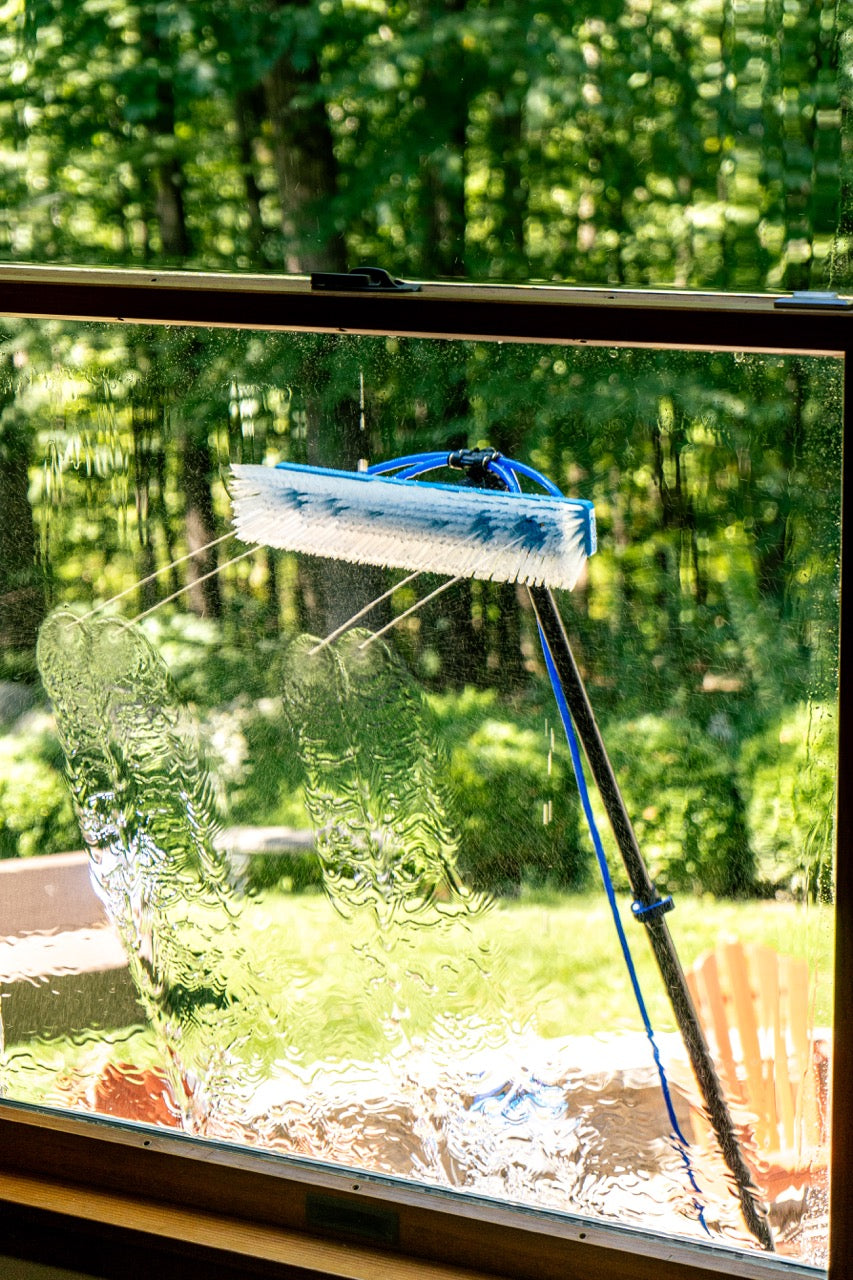 Water Fed Brushes | Pure Water Power